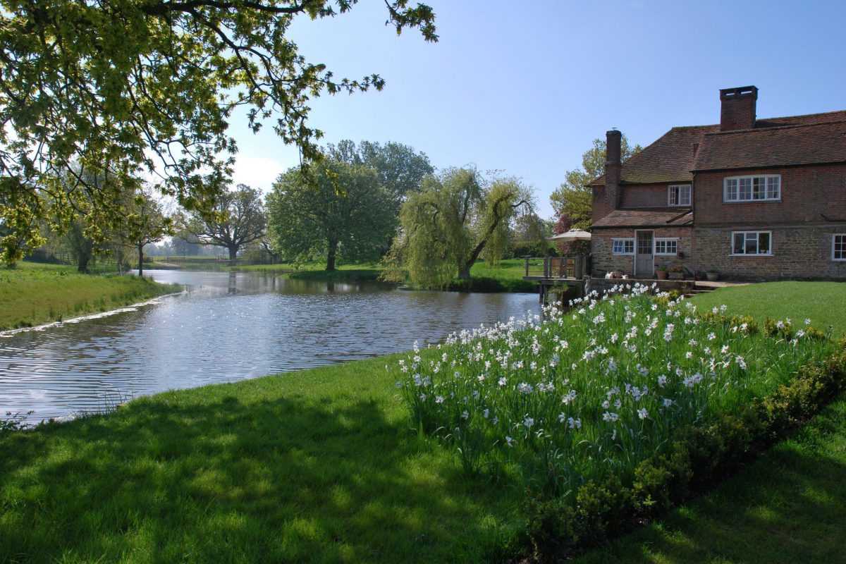 Dynamic Country Estate Garden Design Portfolio | Nigel L Philips Garden ...