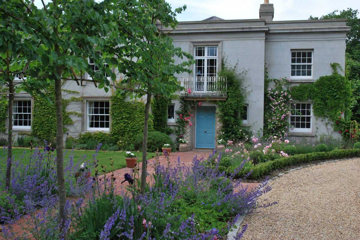 Front & Back Garden Design Portfolio | Nigel L Philips Garden Design